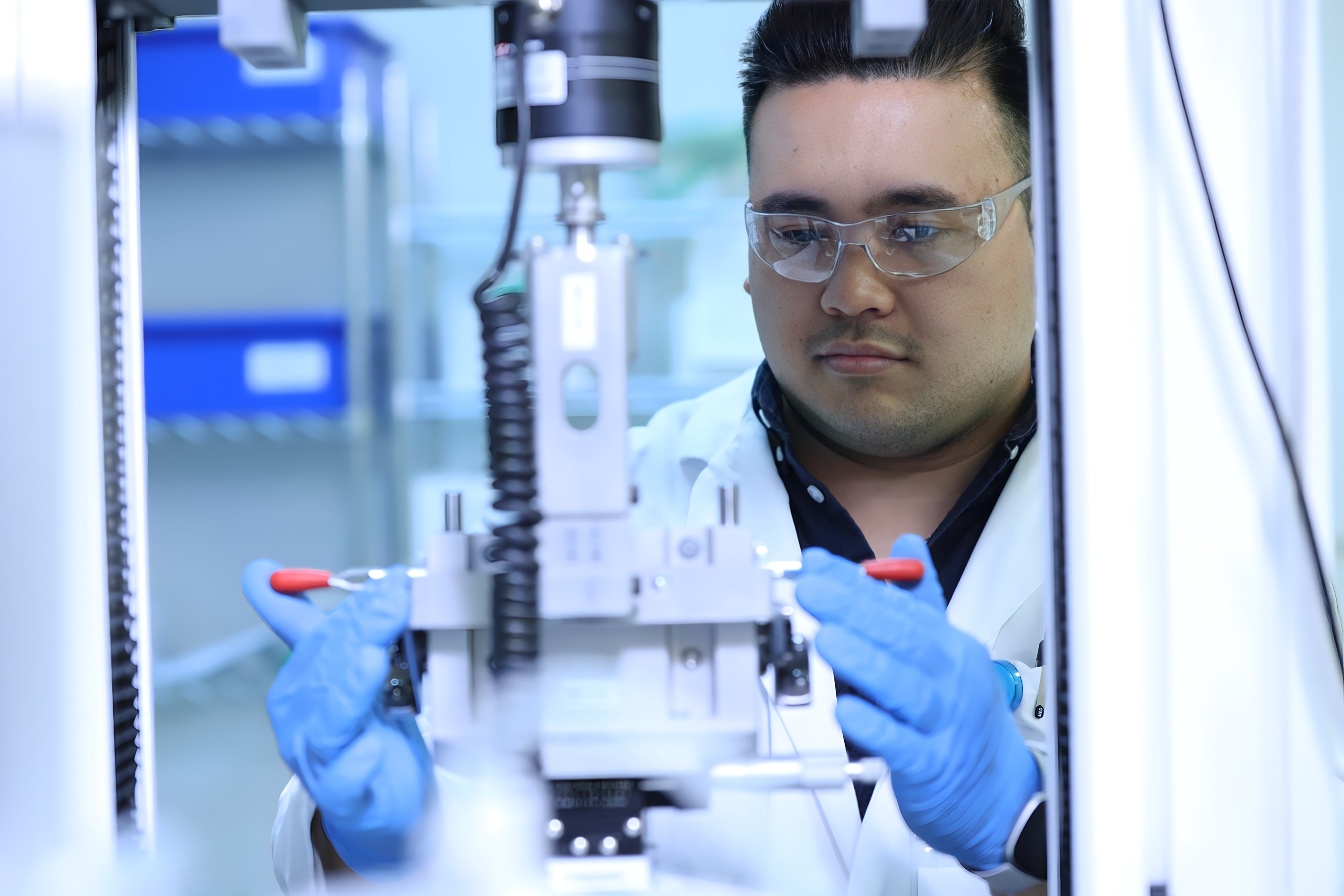 Combination Product Development for Large Pharma | EdgeOne